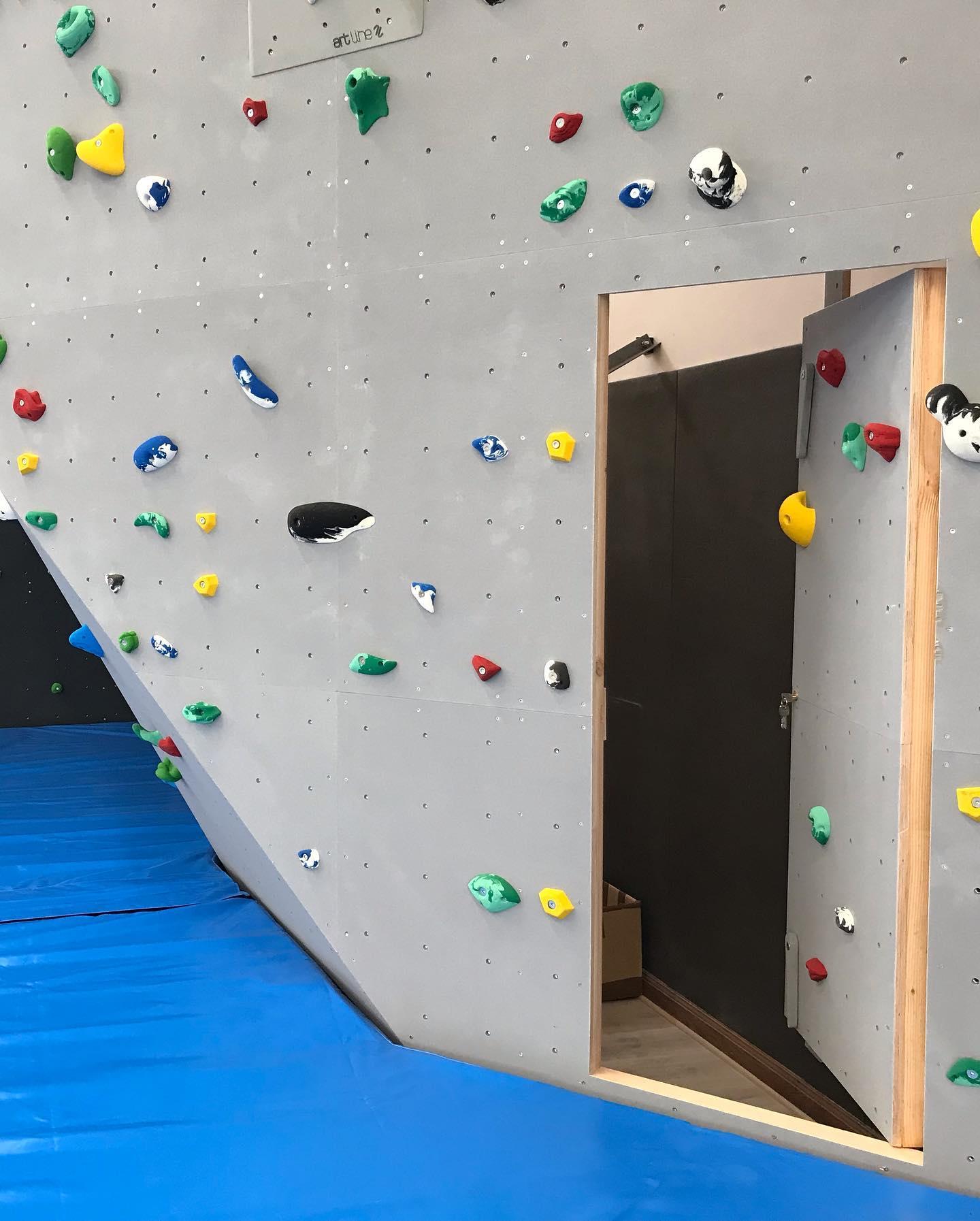 Structure d'escalade intérieure et extérieure : réalisations - Optimur